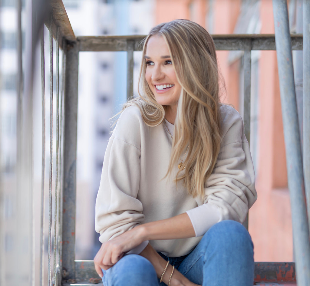 Shaina Leis | I help you create a home and life you love.